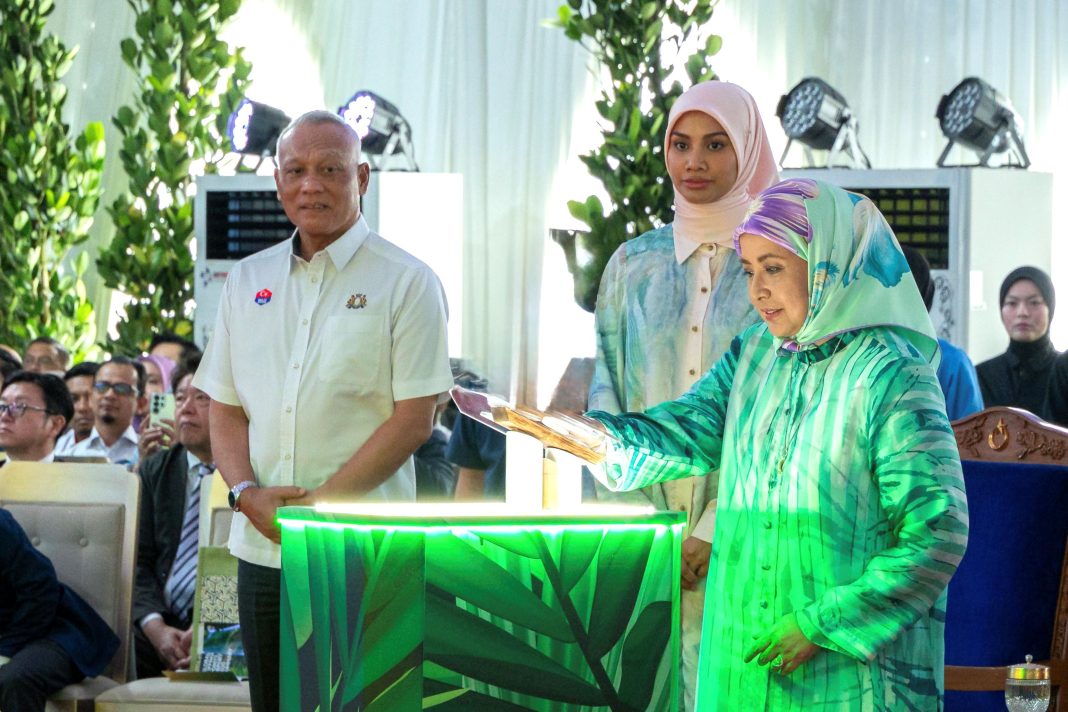 Raja Zarith Sofiah Launched Johor Green Development Policy 2030 | The ...